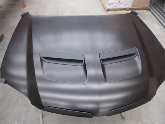 VE E2 E3 HSV GENUINE BONNET BUMPER NEW COMPLETE KITS MELB | Auto Body ...