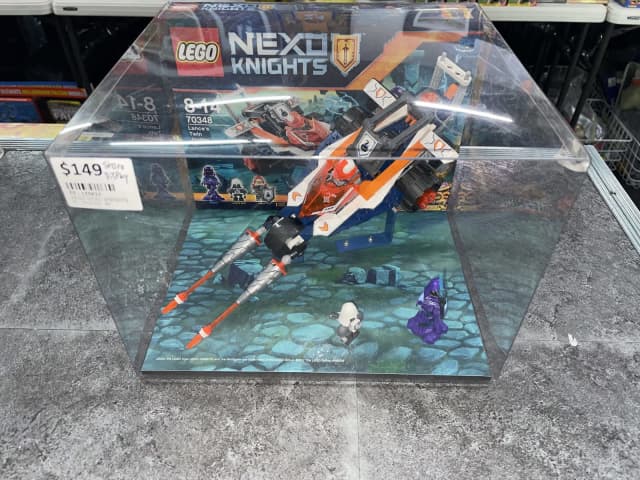 FR-129824 Lego Nexo Knights 70348 Store Display - Toys - Indoor in ...