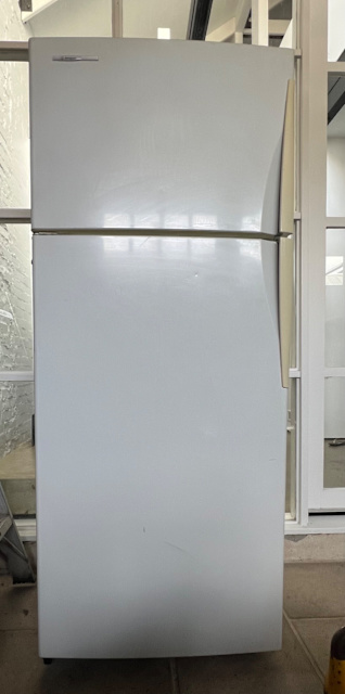 FREE. Westinghouse fridge and freezer model RJ392-V - Fridges ...