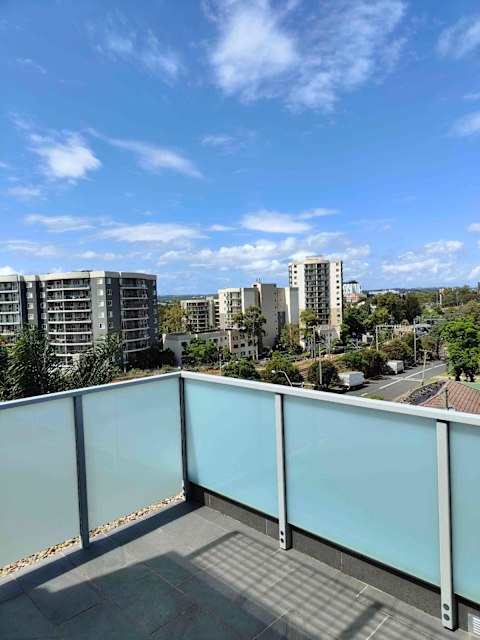 One room to give in rent in 2 Bedroom new apartment - Share House ...