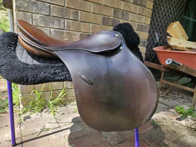 Gpassier & Sohns Germany Hannover Jump Leather Saddle | Pet Products ...