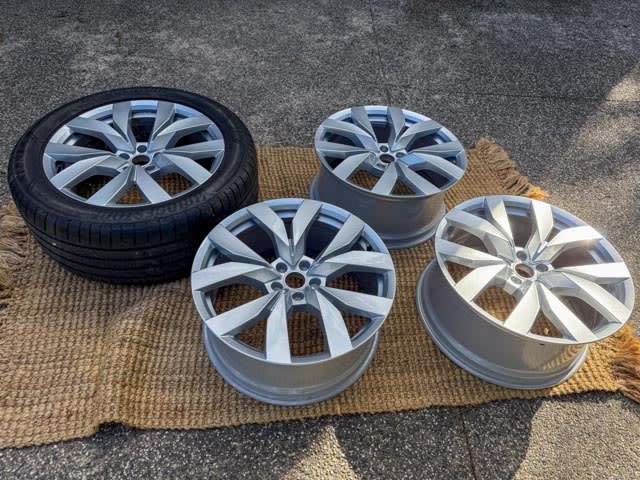 20 inch alloy rims for late model Audi Q7 or VW Touareg | Wheels, Tyres ...