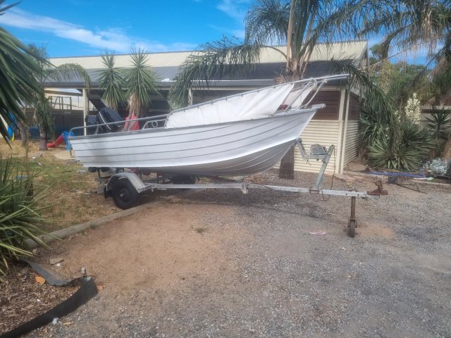 3.9 stacer tinnie | Tinnies & Dinghies | Gumtree Australia Morphett ...