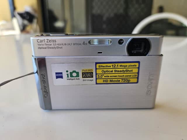 Sony Cyber shot DSC T90 CCD Camera - Digital Compact Cameras in VIC ...