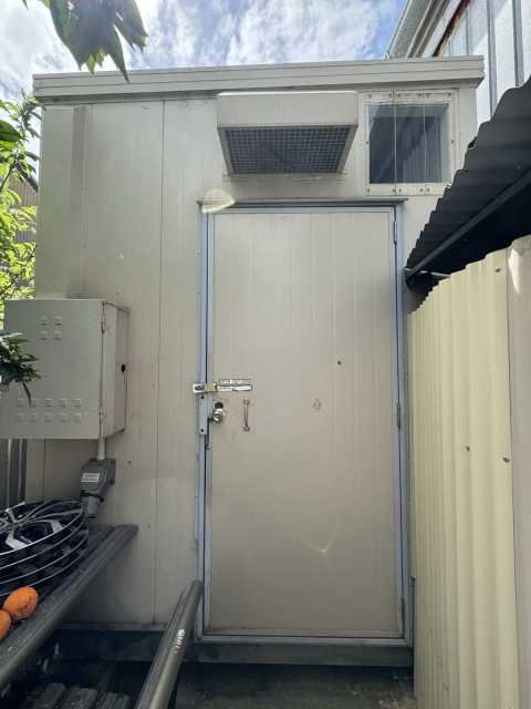 Atco portable hut , tinyhouse shed office block tiny house - Building ...