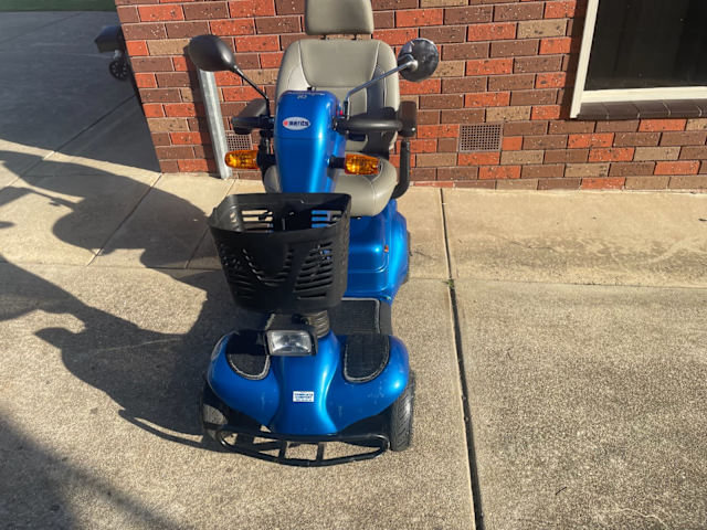 MERITS CHALLENGE 10 MOBILITY SCOOTER | Scooters | Gumtree Australia ...