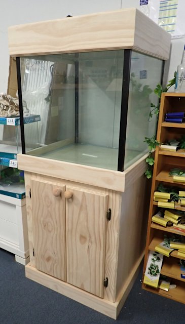 2 foot cube Fish Tank set: Tank, Cabinet & Hood BRAND NEW | Pet ...