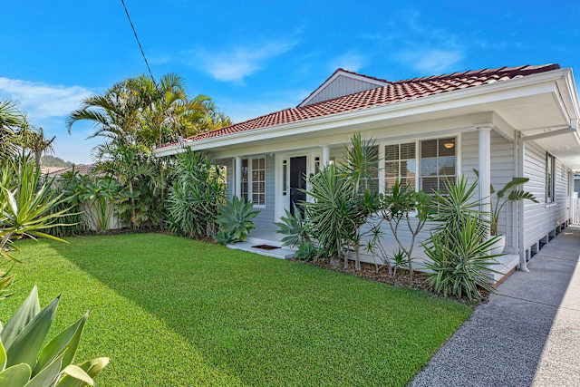 35 Murray Street, Booker Bay, New South Wales 2257 - for Sale | Gumtree ...