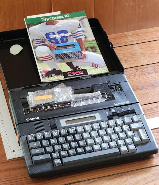1980s Canon Typemate 10 Electronic Typewriter - Collectables in ...
