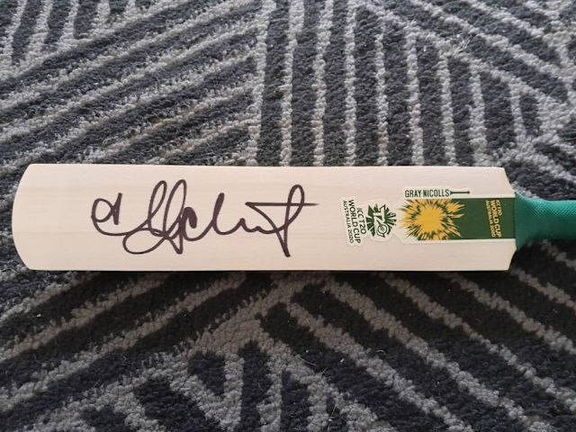Adam Gilchrist Signed Cricket Bat Australia Signed Cricket Bat | Other ...