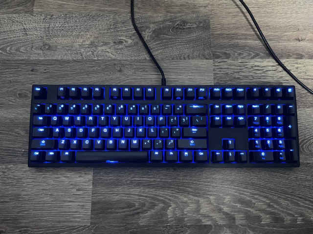 Ducky Channel Keyboard and SteelSeries Sensei Mouse Combo (Used ...