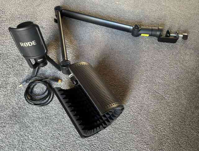 RODE NT-USB Microphone with Isolation shield & arm - Other Audio in ...