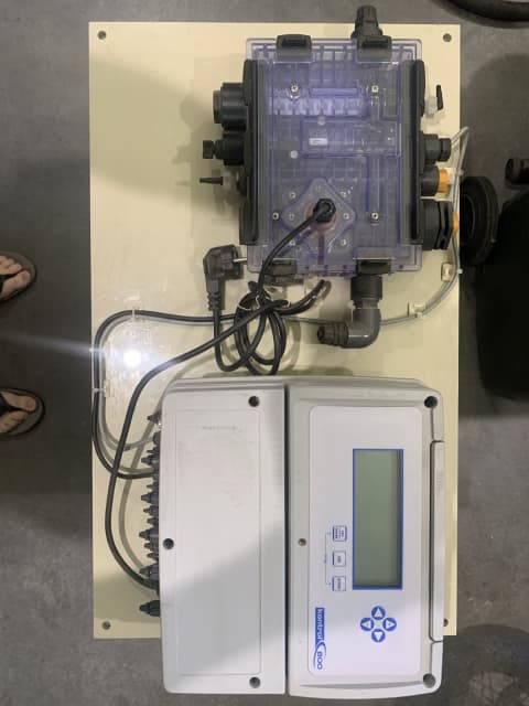 SAKO POOL / SPA AUTO DOSING UNIT | Pool | Gumtree Australia Marion Area ...