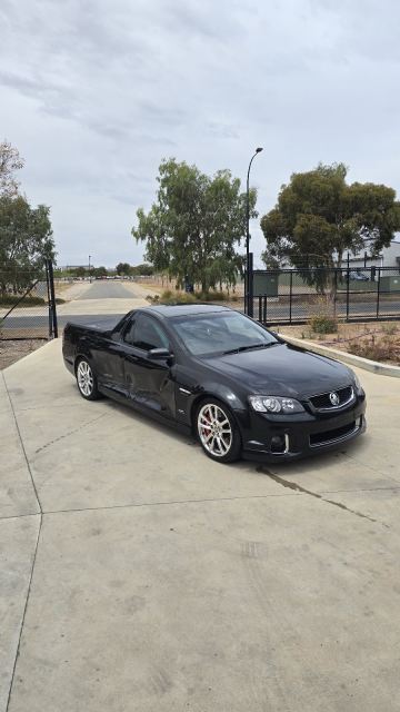 WRECKING Cammed VE S2 SSV Redline Ute, Manual, Brembos ect. 140kms. Ho ...