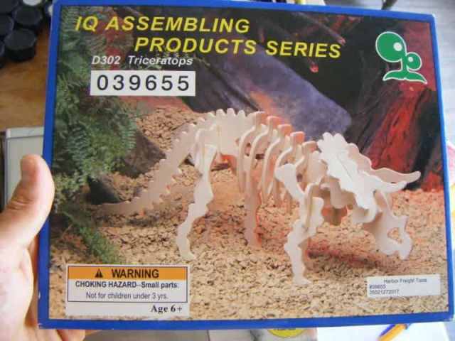IQ ASSEMBLING VTG 3D DINOSAUR TRICERATOPS WOODEN TOY MODEL PUZZLE NEW ...