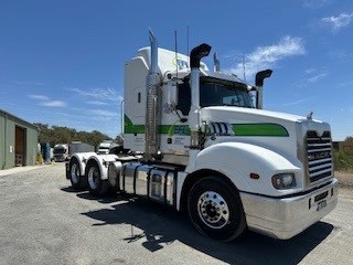 2013 Mack Trident For Sale | Trucks | Gumtree Australia Young Area - Young | 1332103462