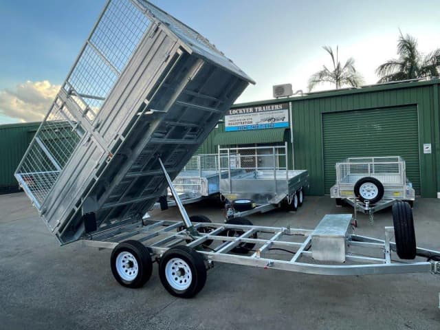12x7 FLAT DECK HYDRAULIC TIP TRAILER WITH 4MM FLOOR 900MM CAGE & RAMPS ...