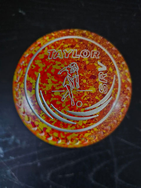 Thomas Taylor SRV Lawn Bowls 2H WB22 Cresent Grip FLAME - Other Sports ...