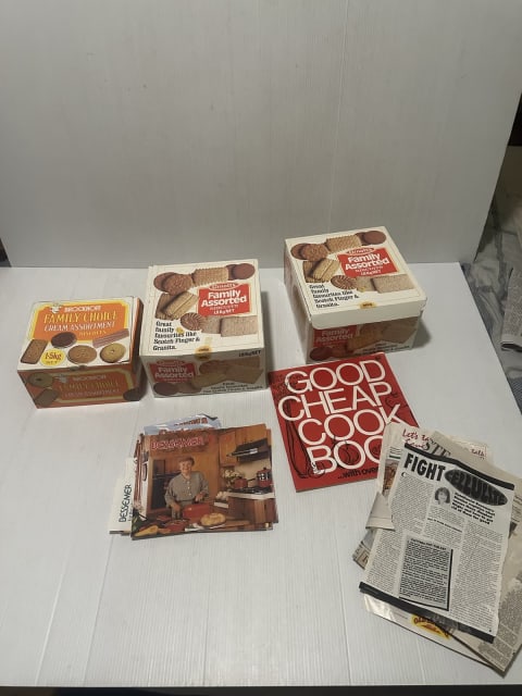 Vintage 1960s recipe books newspaper clippings ephemera in arnotts box ...