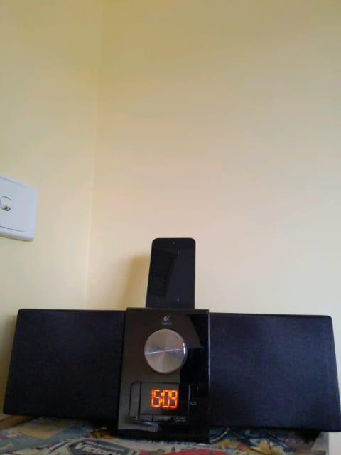 Logitech Ipod Speaker Speakers In Greensborough Vic Gumtree Australia