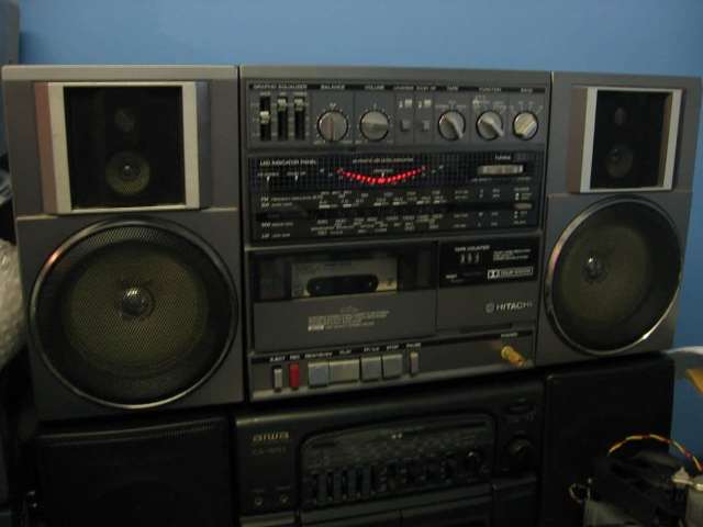 HITACHI Boom Box Stereo High Quality Radio Cassette Recorder 1980s ...
