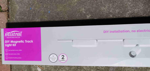 Mistral DIY 1M Magnetic Track Light Kit White/Black - Outdoor Lighting ...
