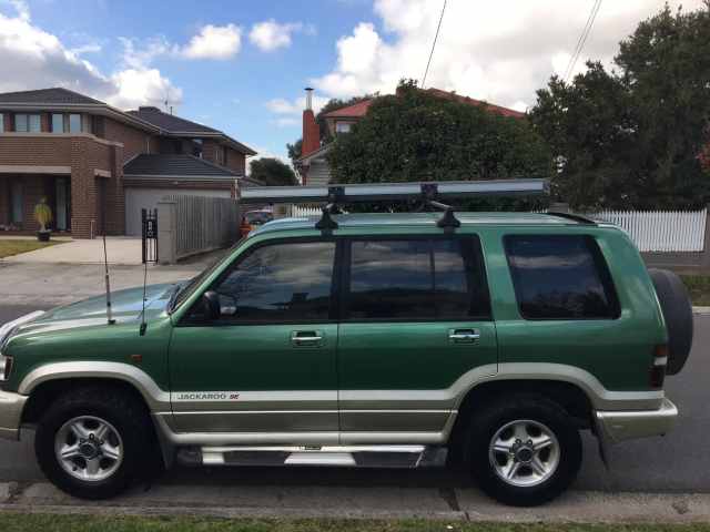 2001 HOLDEN JACKAROO SE LWB (4x4) 5 SP MANUAL 4x4 4D WAGON | Cars, Vans ...