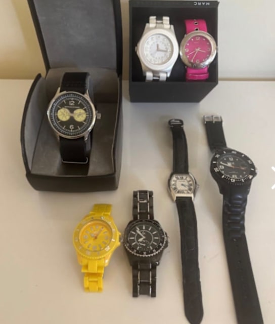 ASSORTED Brand Watches. $50 the Lot ! - Watches in Brisbane City QLD ...