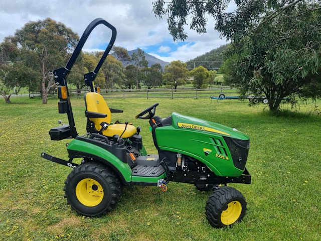 JOHN DEERE 1025R WITH SLASHER | Farming Equipment | Gumtree Australia ...