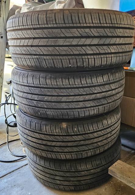 Car tyres x 4 - KUMHO 215/50 R17 95V | Wheels, Tyres & Rims | Gumtree Australia Charles Sturt ...