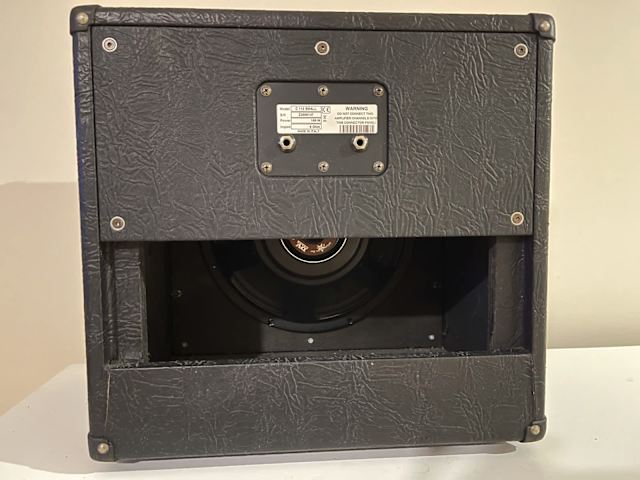 GUITAR EXTENSION SPEAKER CAB 8 Ohm *** DV MARK - SUPER LIGHT - C112 ...