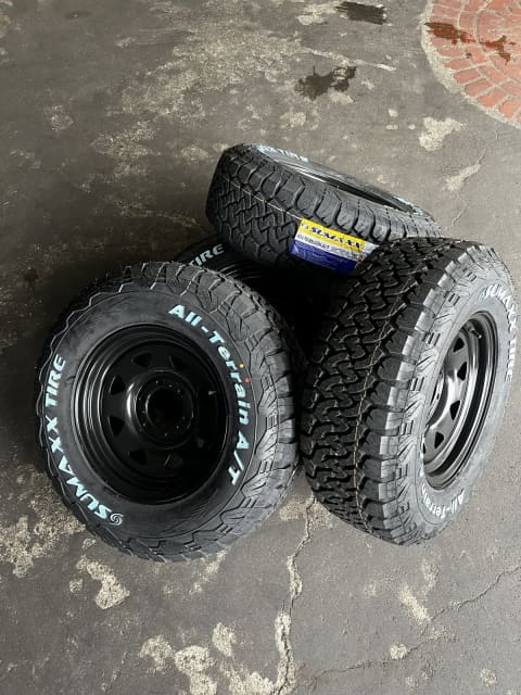 265/75/16 Sumaxx all terrain tyres with sunriser rims | Wheels, Tyres ...