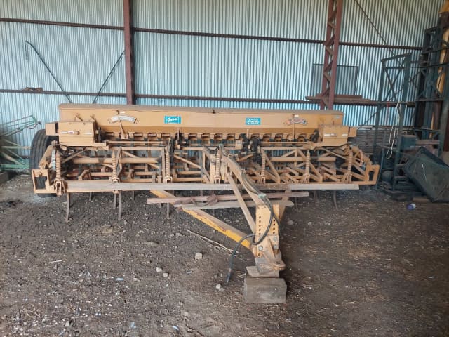 Gyral combine planter | Farming Equipment | Gumtree Australia Toowoomba ...