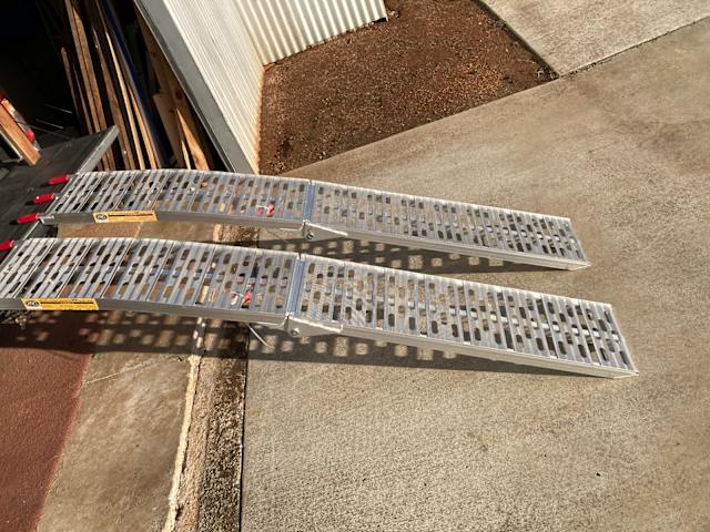 SCA LOADING RAMPS 400KGS THE PAIR | Truck Parts | Gumtree Australia ...