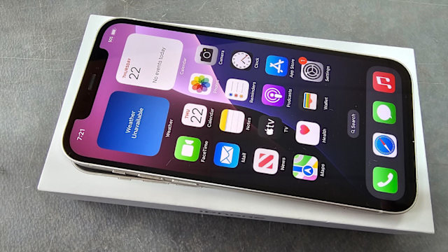 APPLE IPHONE 12 64GB WHITE A2403 - iPhone in Midland WA | Gumtree Australia