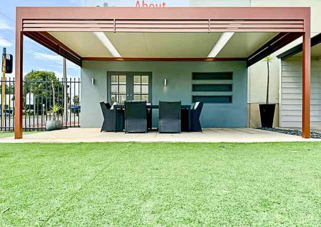 Aluminum Frame Patio with Cooldek Sheeting (Display Model) - Building ...