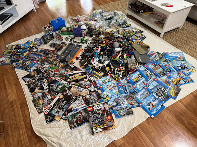Lego ~ Starwars ~ Harry Potter ~ City and MORE. HEAPS of Figures ...