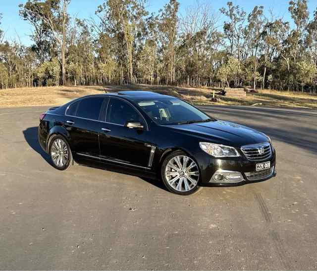 HOLDEN VF CALAIS V V8 6L | Cars, Vans & Utes | Gumtree Australia ...