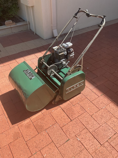 Alroh 4hp reel mower& catcher - Lawn Mowers in Dudley Park WA | Gumtree ...