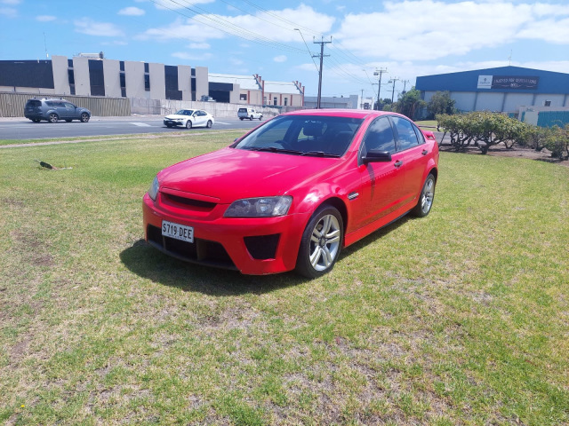 COMMODORE VE HSV BODY KIT, RED $6990 | Cars, Vans & Utes | Gumtree ...