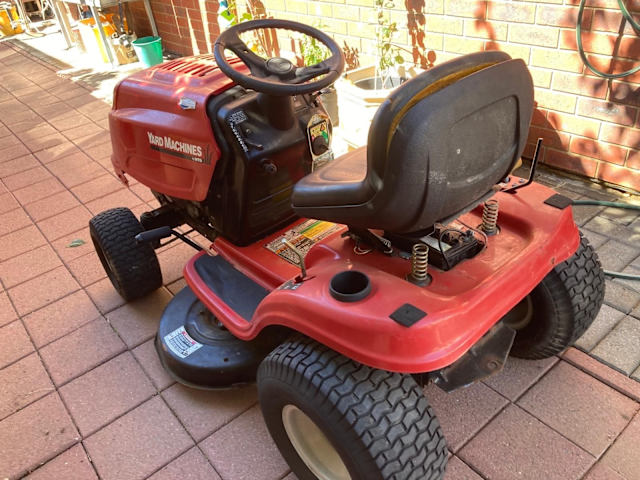 Yardman Machine by MTD 13A5771F670 Ride On Mower - Lawn Mowers in Mount ...