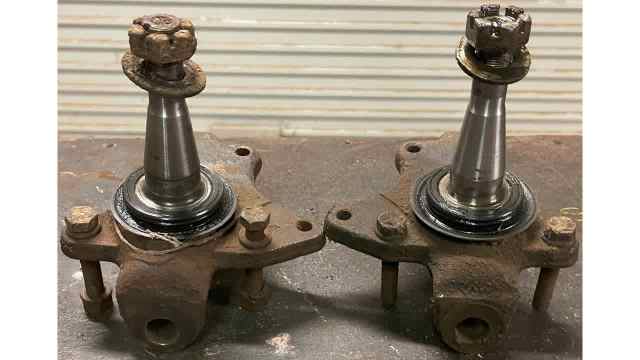 HOLDEN HQ HJ HX HZ WB DISC BRAKE STUB AXLES ONE TONNER | Other Parts ...