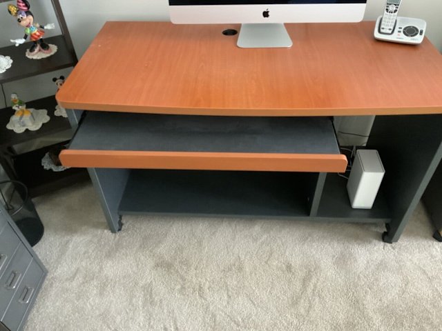 Computer Desk or Study Desk - Desks in Merewether NSW | Gumtree Australia