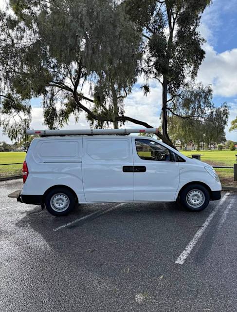 2017 HYUNDAI iLOAD AUTOMATIC 4D VAN | Cars, Vans & Utes | Gumtree ...