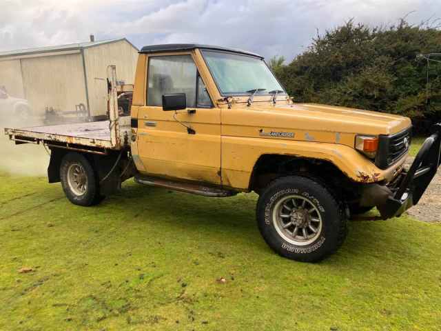 LANDCRUISER FARM UTE OR BOAT LAUNCHER | Other Farming Vehicles ...