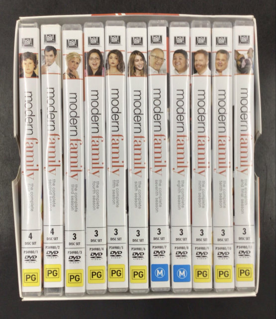 DVD COLLECTION - MODERN FAMILY The Complete Series ref#30339 - CDs ...