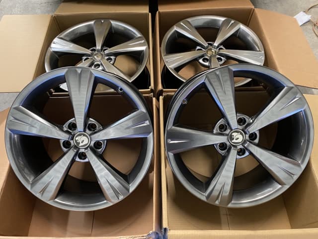 GENUINE HSV 19 VX GTS COUPE WHEELS VY CLUBSPORT R8 SHADOW CHROME ...