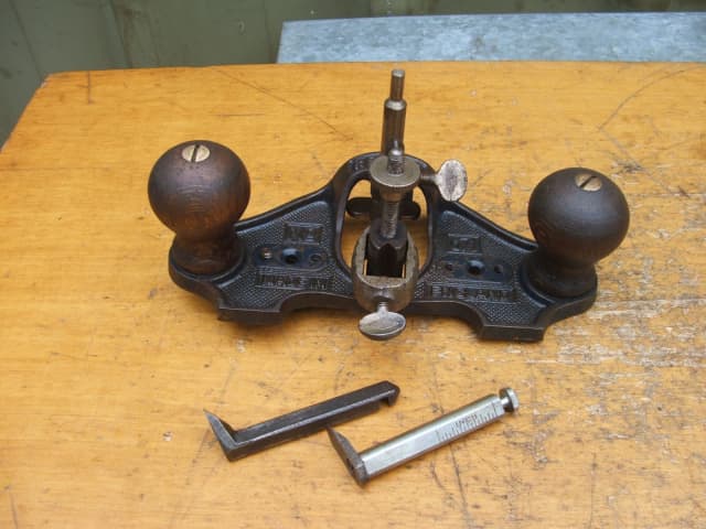 Record No.071 Router Plane Made In England | Hand Tools | Gumtree ...