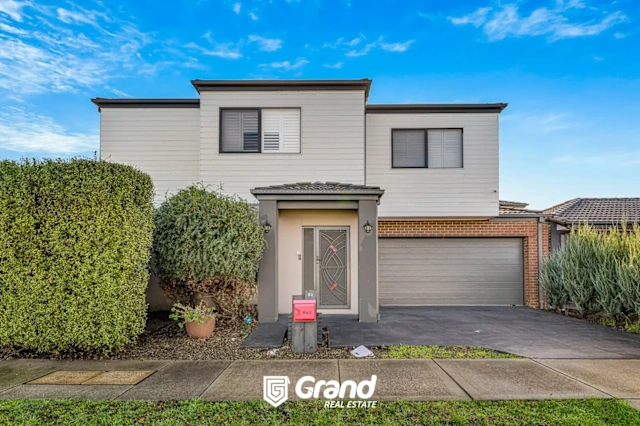 51 Fenway Boulevard, Clyde North, Victoria 3978 - for Rent | Gumtree ...