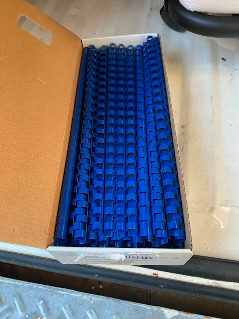 Fellowes Plastic Ring Binder 21 Ring 10mm Binding Combs A4 Blue 76 Pie ...